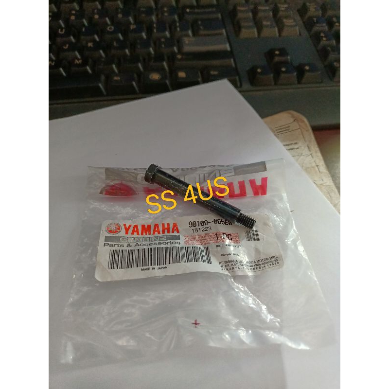 Bolt hinge seat pin pen boss bolt hinge hook seat saddle front seat f1 ...