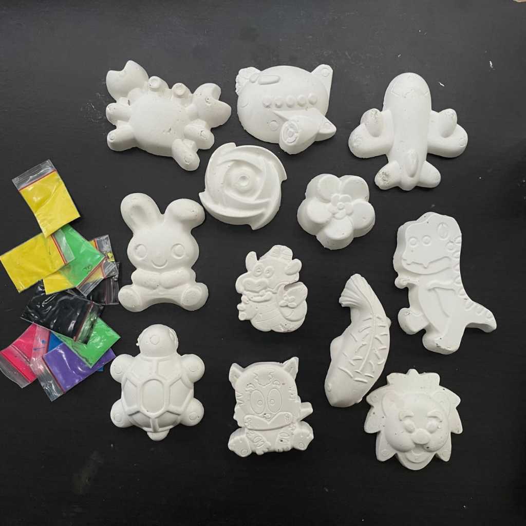 Gypsum Painting Set for Children Coloring / Gypsum Statue Painting ...