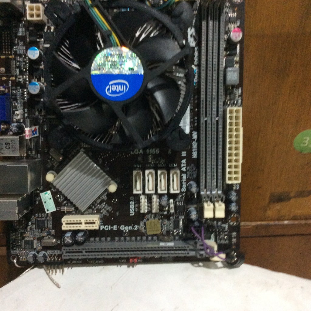 Mainboard ECS H61H2-MV LGA 1155 MINI ITX plus Procie core i3 3240 fan ...