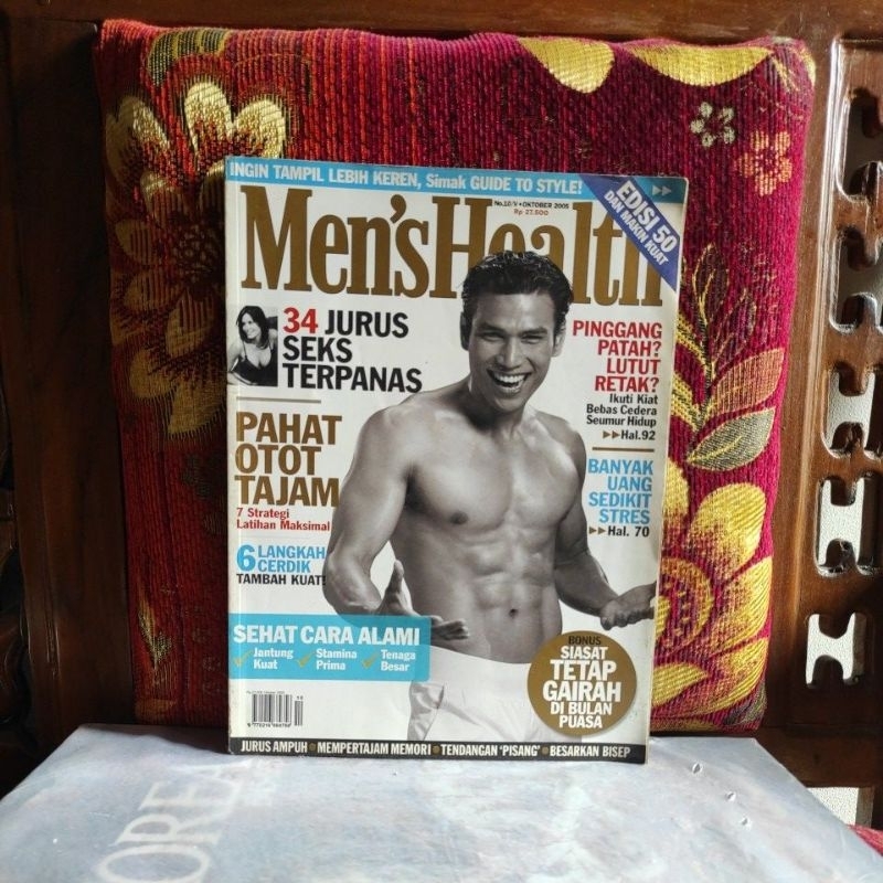 Original Men'sHealth INDONESIA Magazine You can buy a title unit, number, month, year, it's in ...