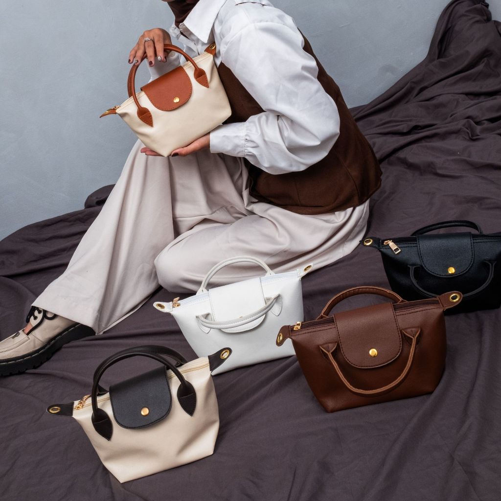 Hirakiya - Mirai Small Bag Women's Sling Bag 2in1 Free Goodie Bag Sling ...