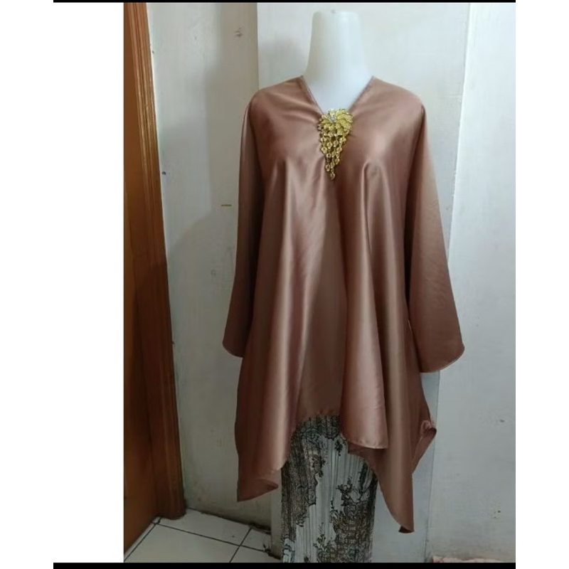 Kebaya Maya Tunic Silk Kondangan / Kebaya Satin Tunic elegant wear ...