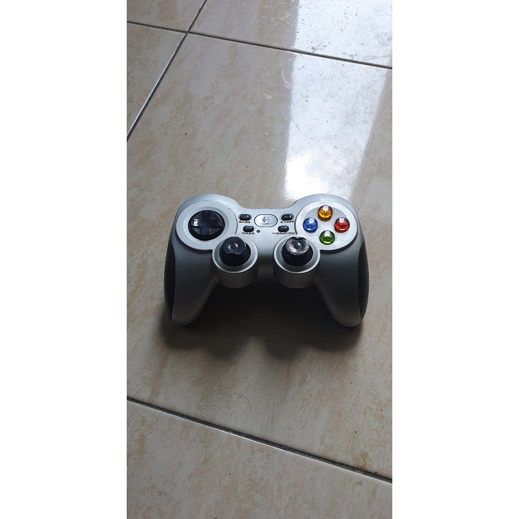 Logitech F710 Wireless PC & Android TV Joystick Stick Gamepad + USB ...