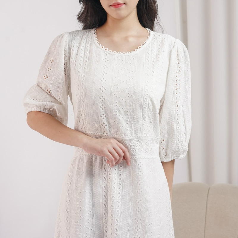 PUTIH Midi Dress Jennie LG Unique White Lace Dress White Dress Lace ...