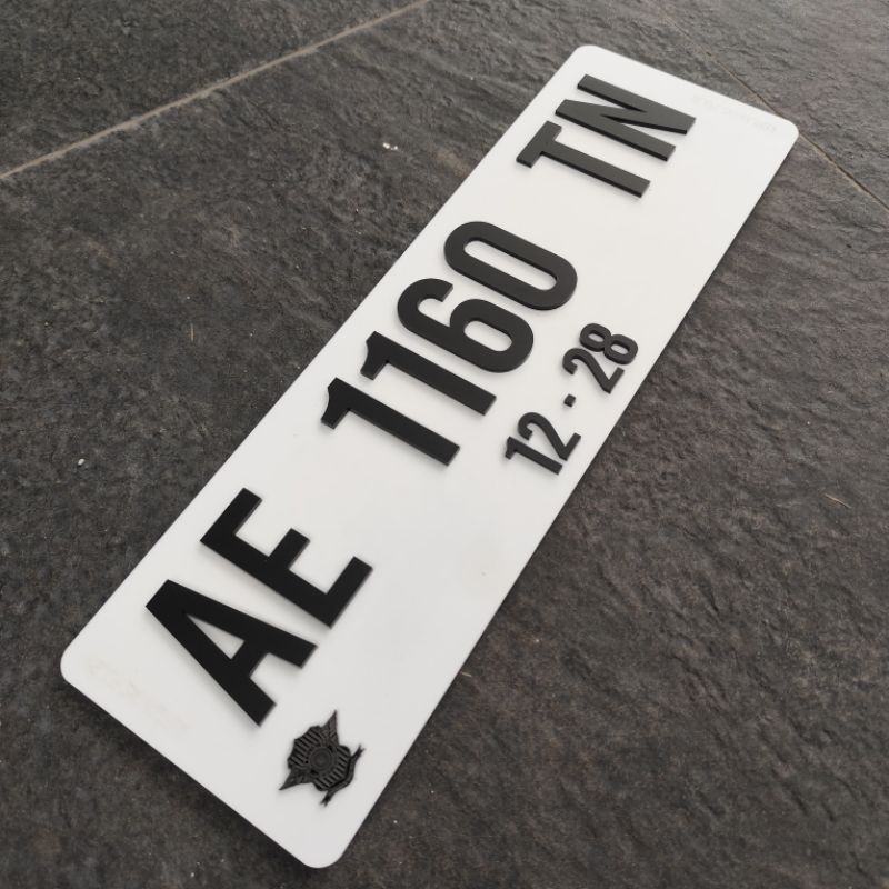Luxurious Thick Acrylic Embossed White Car Number Plate Custom ...