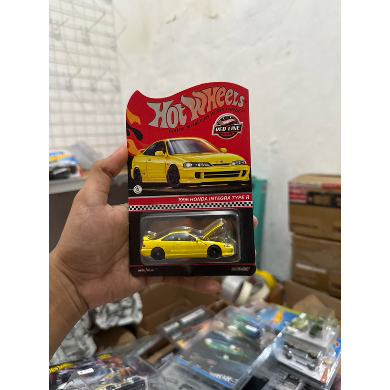 HOT WHEELS RLC 1995 HONDA INTEGRA TYPE R YELLOW FREE PROTECTOR ORI ...