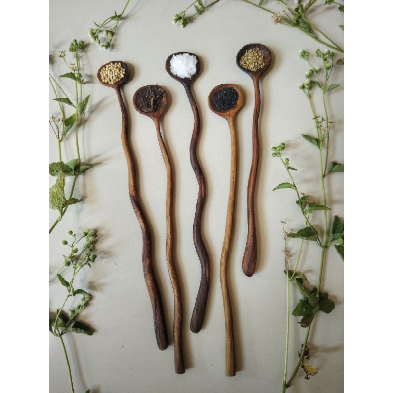 KAYU Aesthetic Teak Wood Curly Spoon | Shopee Malaysia