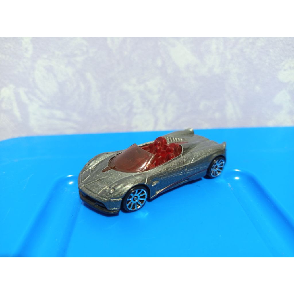Hotwheels Pagani Huayra Silver Hypercar | Shopee Malaysia