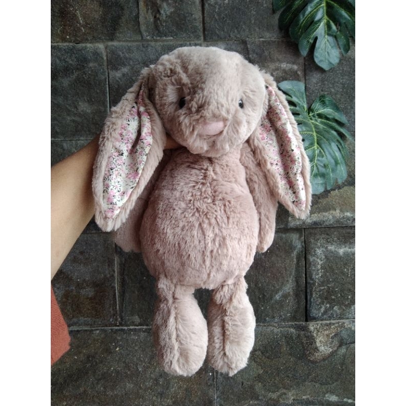 Bashful bunny bea beige blossom medium size by jellycat (full label ...