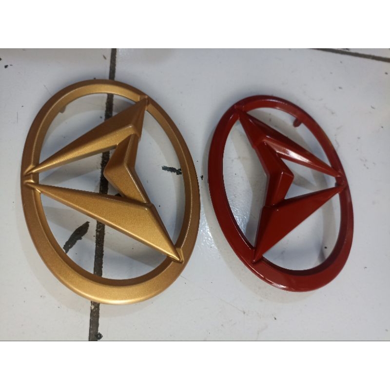 Daihatsu SIGRA Front Logo Emblem, diameter is 15 cm | Shopee Malaysia