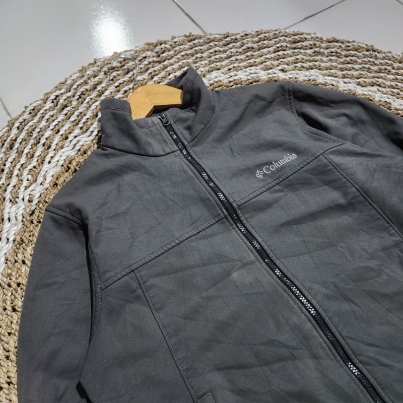 Columbia Omni-shield | Shopee Malaysia