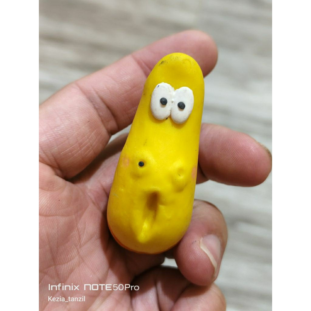 Selling ACTION FIGURE FIGURES WORMS WORM CATERPILLARS ULET LARVA YELLOW ...