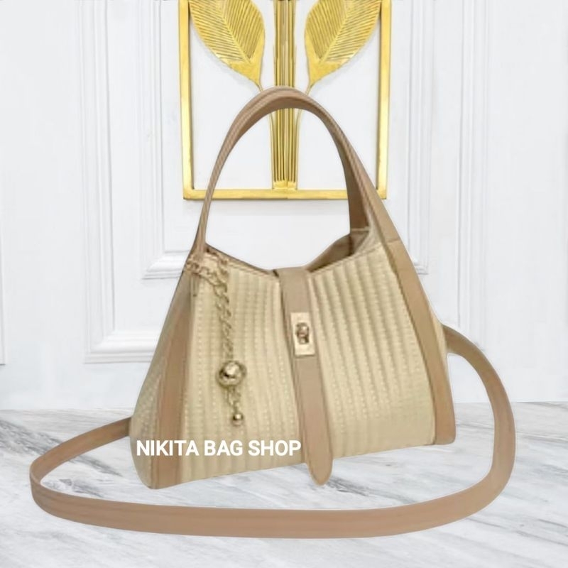Nikita - Latest women's bag 2025 trendy viral / Pendulum cordurai Tote ...