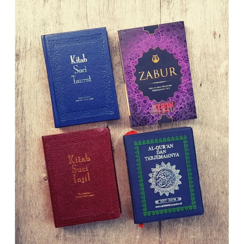 Holy Book of TAURAT (Torah), ZABUR (Salm), INJIL (New Promise), & AL ...