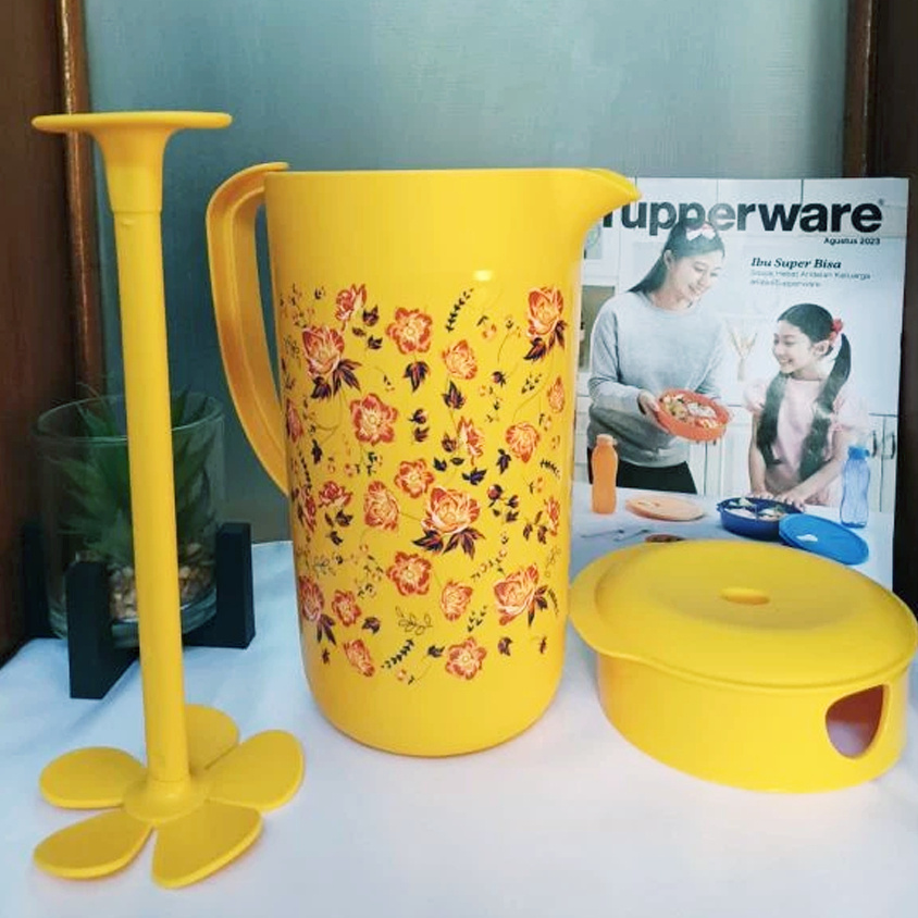 Tupperware STRING ROSETTA PITCHER 2 LITER Yellow Jug Tupperware Teapot ...