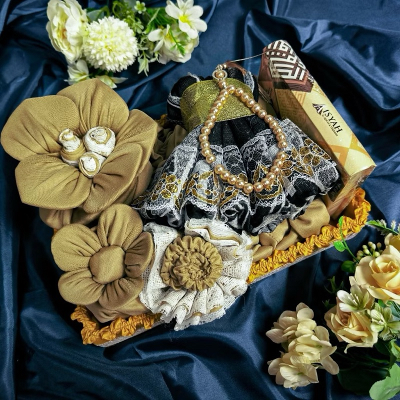 Hampers, a set of prayer tools/a set of dowry prayer tools/a set of ...