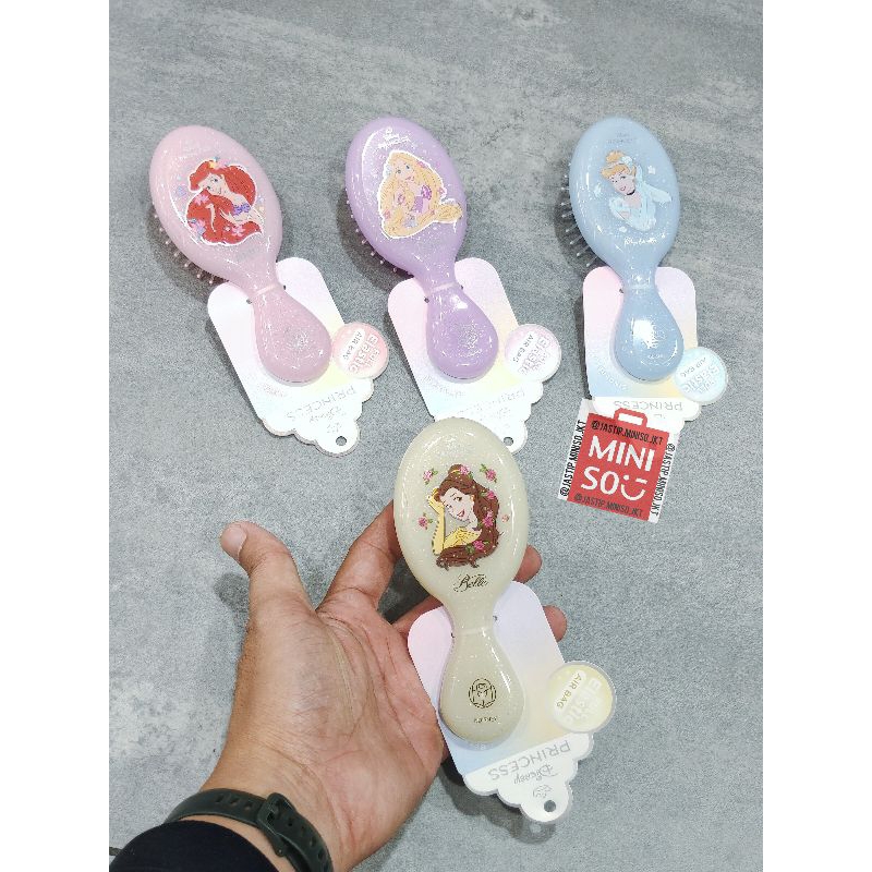 Oh Some! X DISNEY comb Mini Air Cushion Brush / Massage Comb DISNEY ...