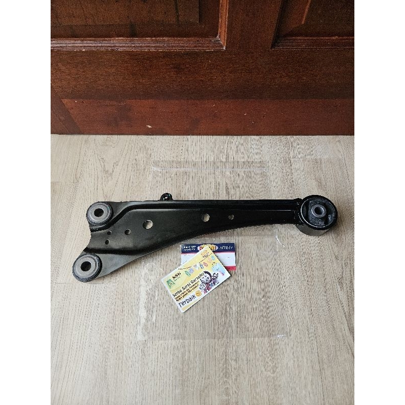 Trailing Arm Assy Rear Right / left Toyota All New Harrier ZSU60 Japan ...