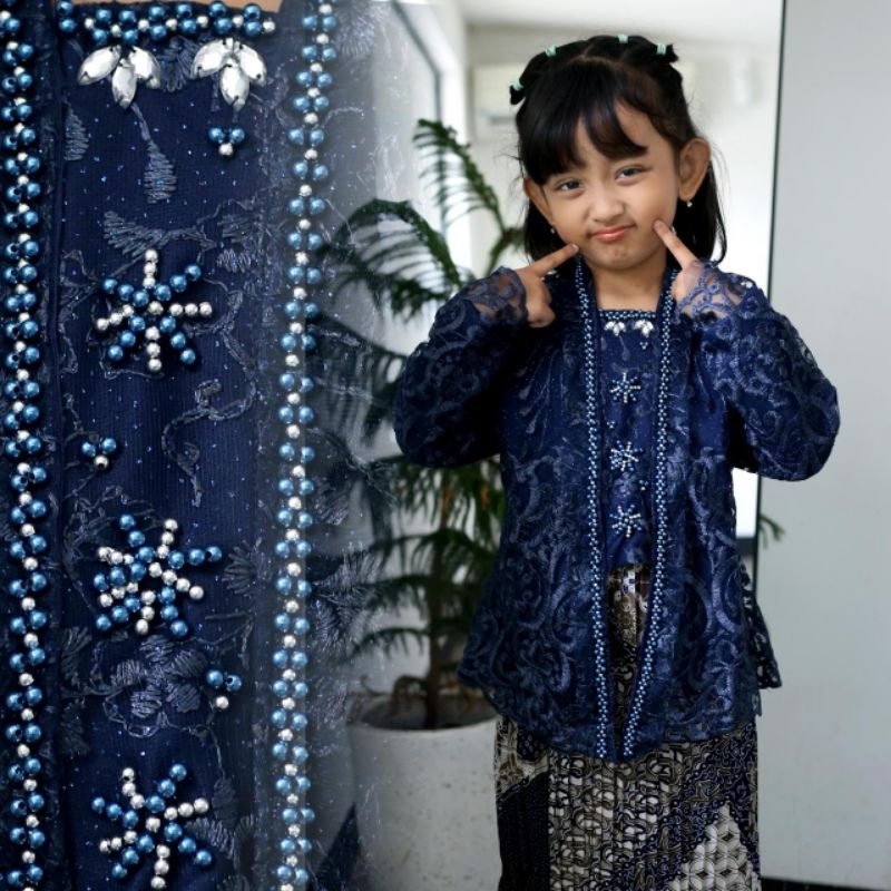 Tops ONLY • BEAUTIFUL GIRLS' KEBAYA DRESS, CUTE, SWEET, ANGGUN ...