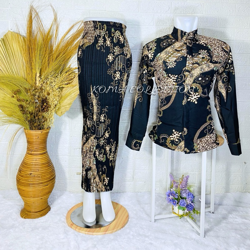 KEMEJA Couple Long Sleeve Batik Shirt and Plisket Batik Skirt with ...