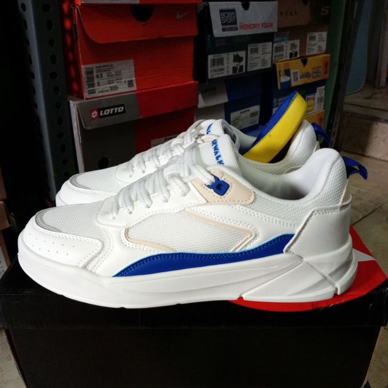 Original Airwalk Cesar white Men's running shoes | Shopee Malaysia
