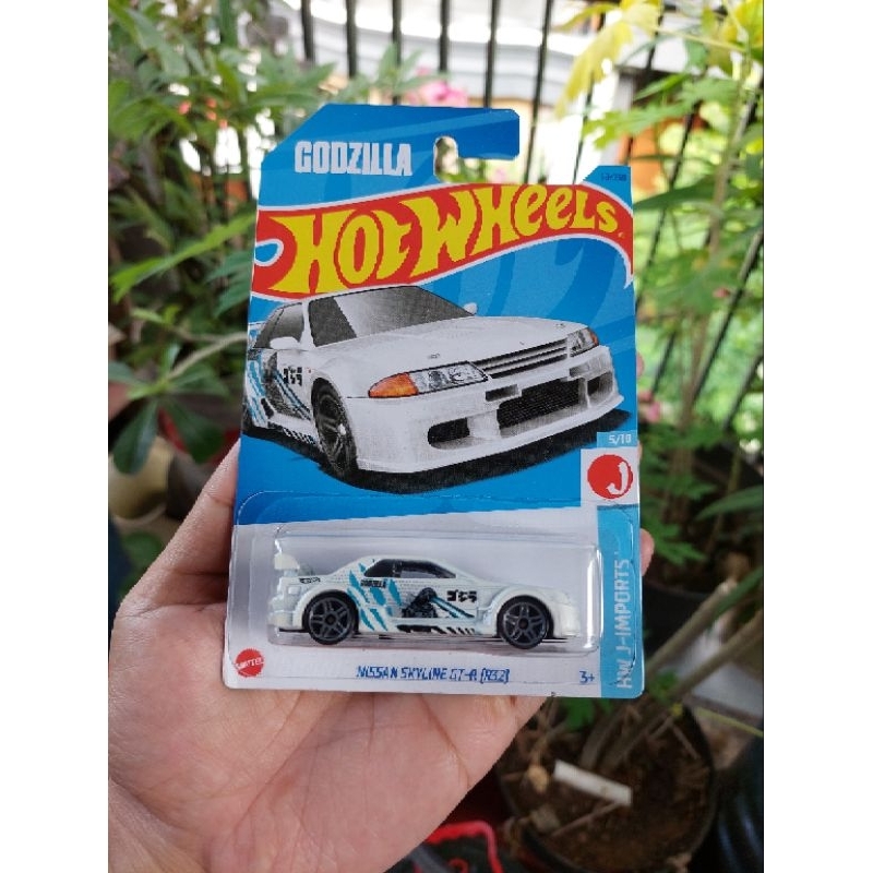 Hot Wheels Nissan Skyline R32 Godzilla Regular | Shopee Malaysia