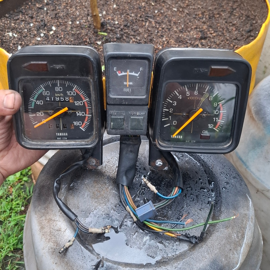 Original rx king cobra box speedometer removed (normal function ...