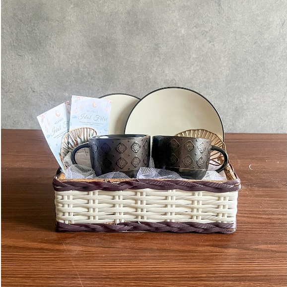 Eid RAMADHAN HARI RAYA Hampers Parcel EID Plates - 2 sets of Cups ...