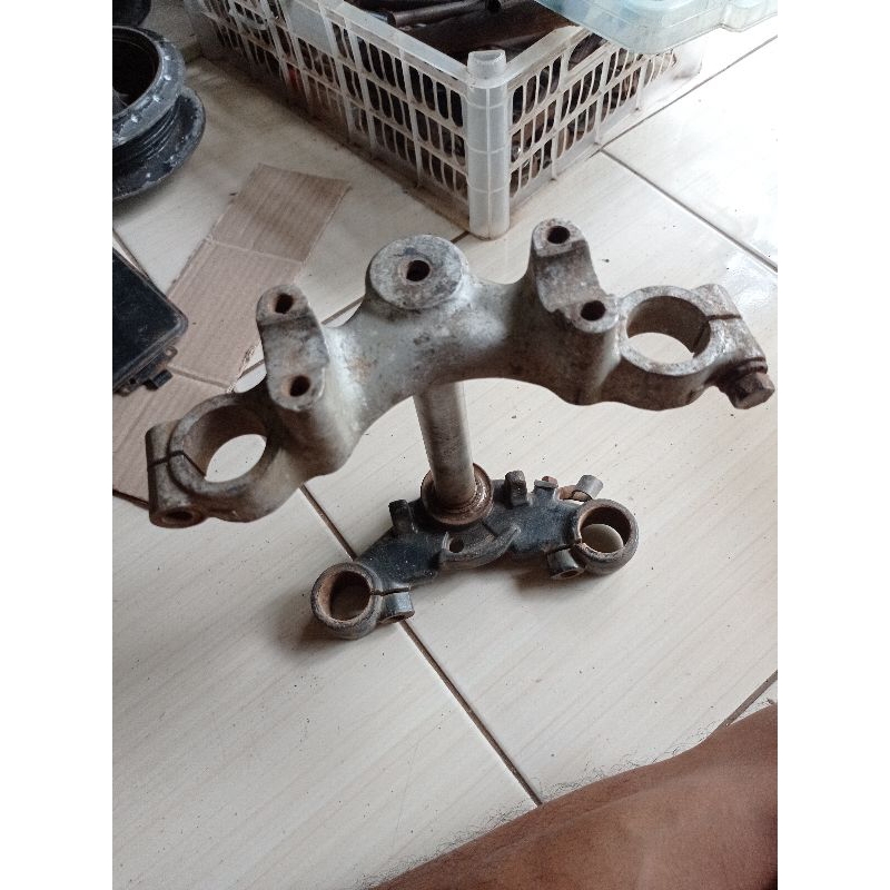 Triangle t shock suzuki trs rgr original standard | Shopee Malaysia