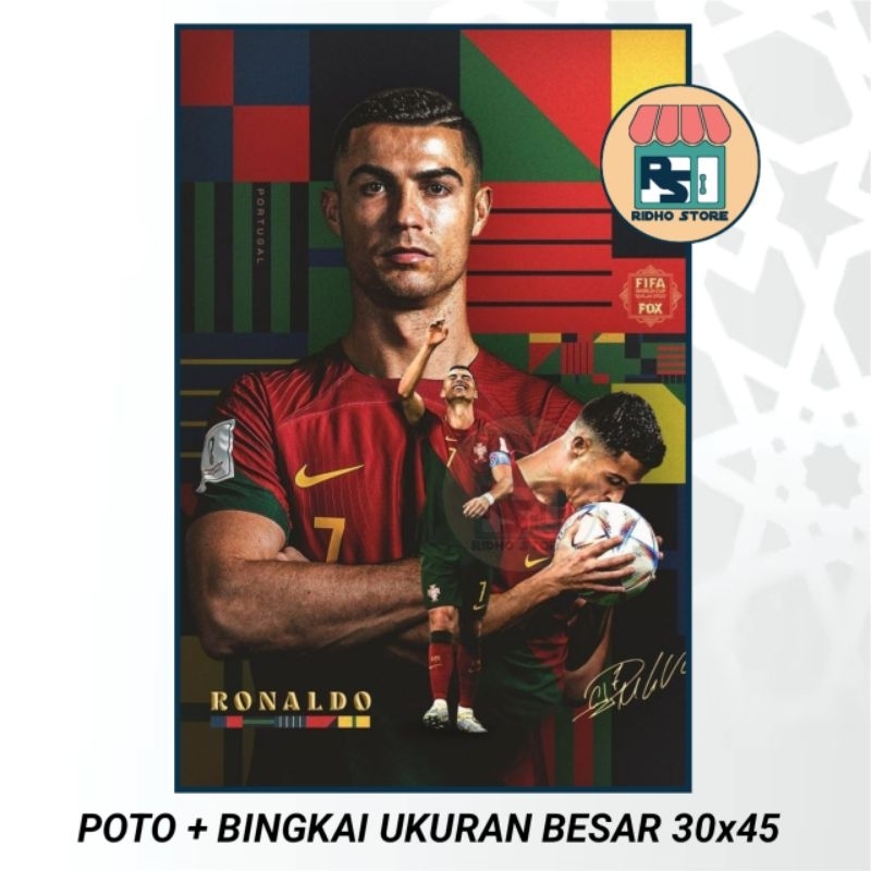 CRISTIANO RONALDO PHOTO+WOOD FRAME. RONALDO AESTHETIC DECORATION ...