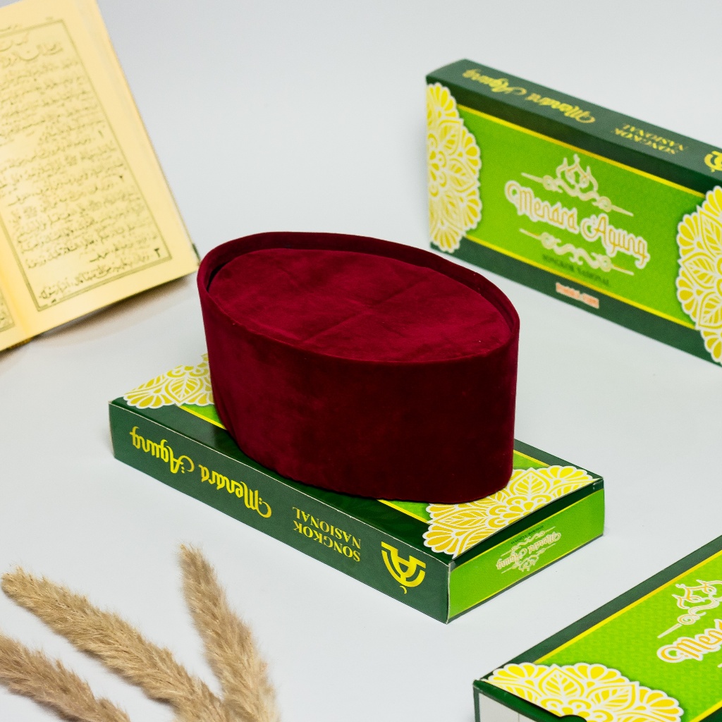 MERAH BETAWI RED PECI / SONGKOK SI PITUNG RED MAROON HIGH 9 | Shopee ...