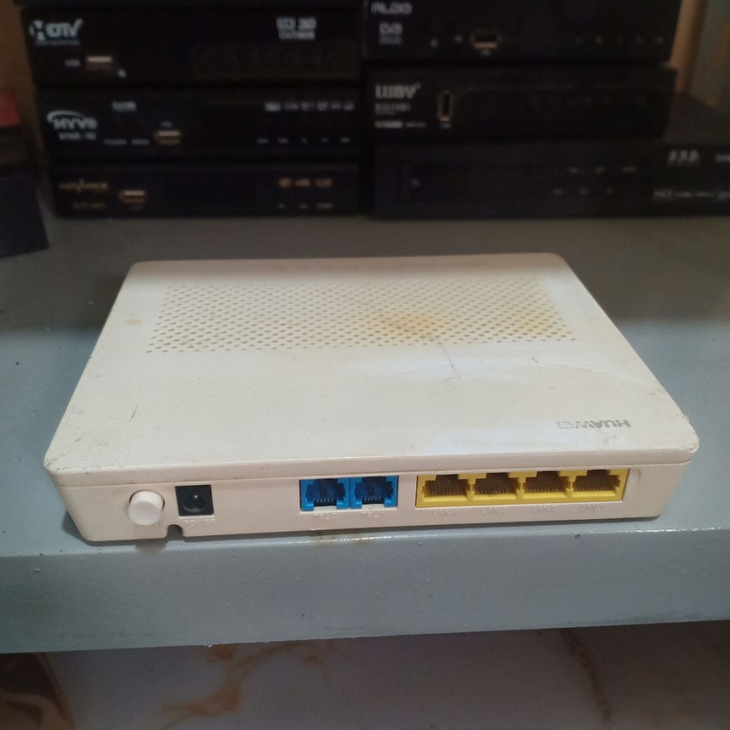 HUAWEI HG8240 F GPON TERMINAL FTTH (NONWLAN) | Shopee Malaysia