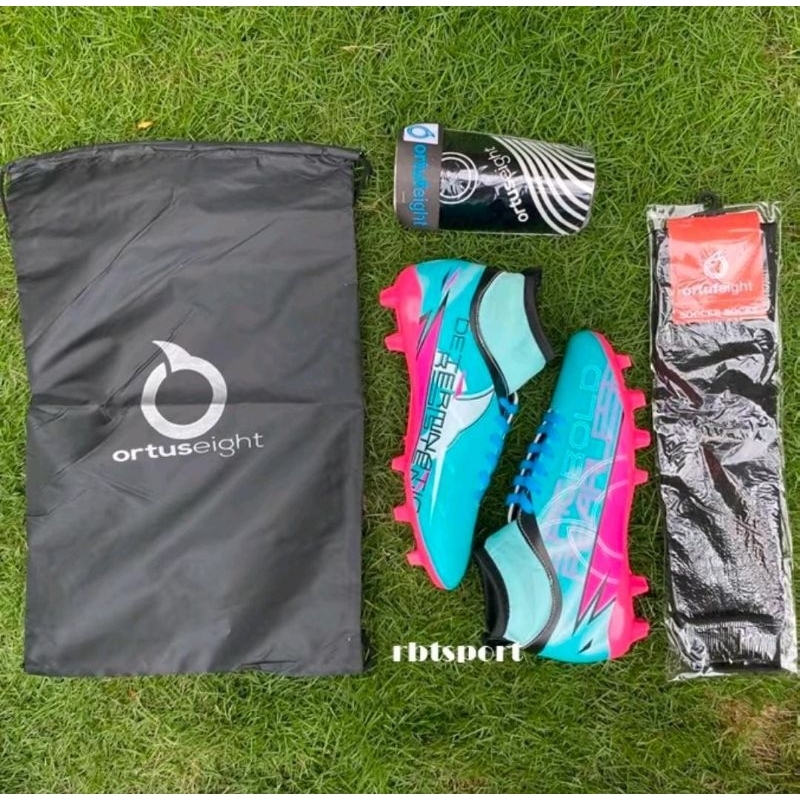 Complete Package of Ortus Football Boots Pay on the spot | Shopee Malaysia