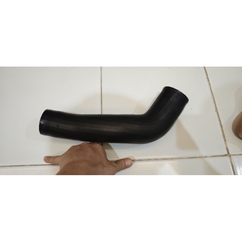 Original Ford Ranger T6 2.2 Turbo to Intercooler Hose 2012 (second hand ...