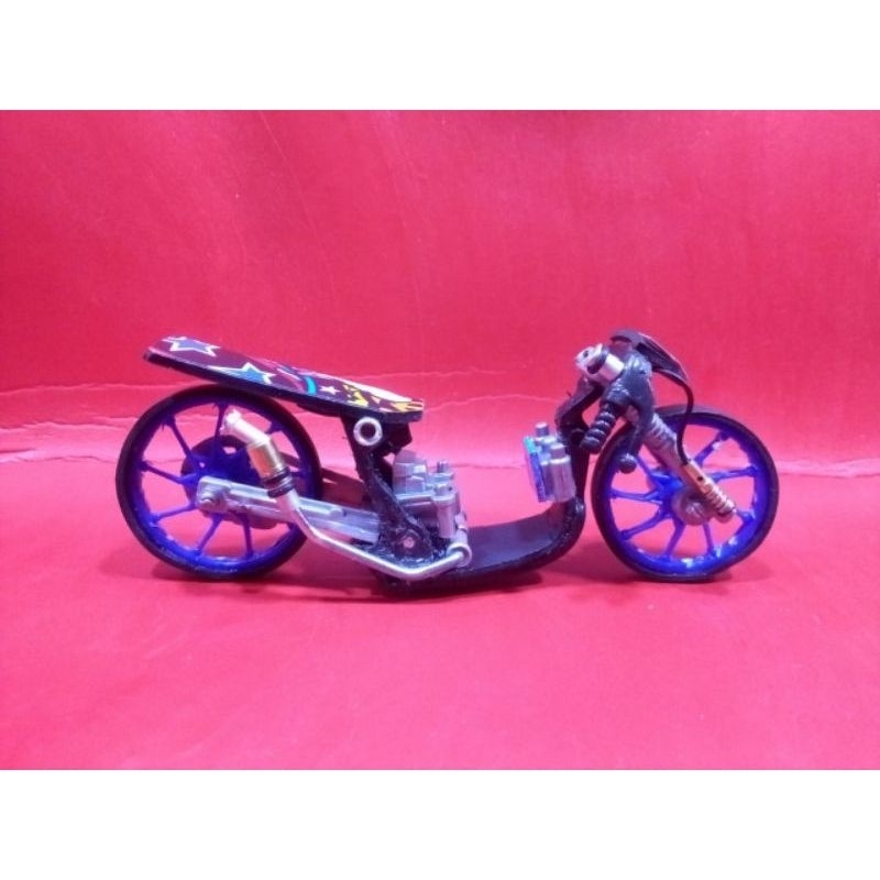 Miniature handmade drag bike model toy contemporary toy drag motorbike ...