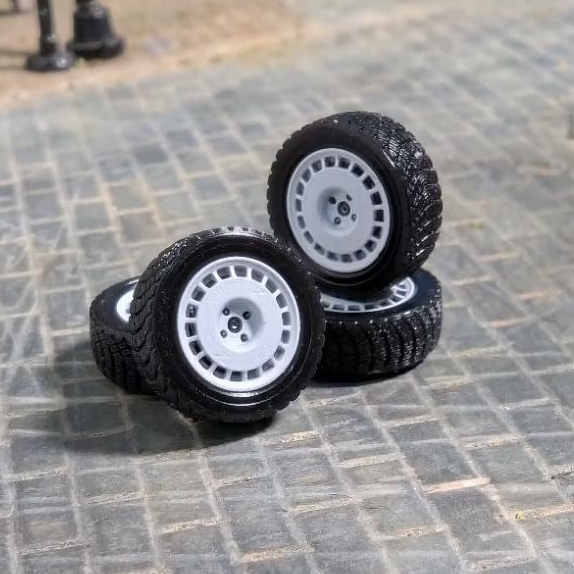 OZ Racing Rally Look 9.3mm Mini Scale Not Rolling Scale Stance Diecast ...