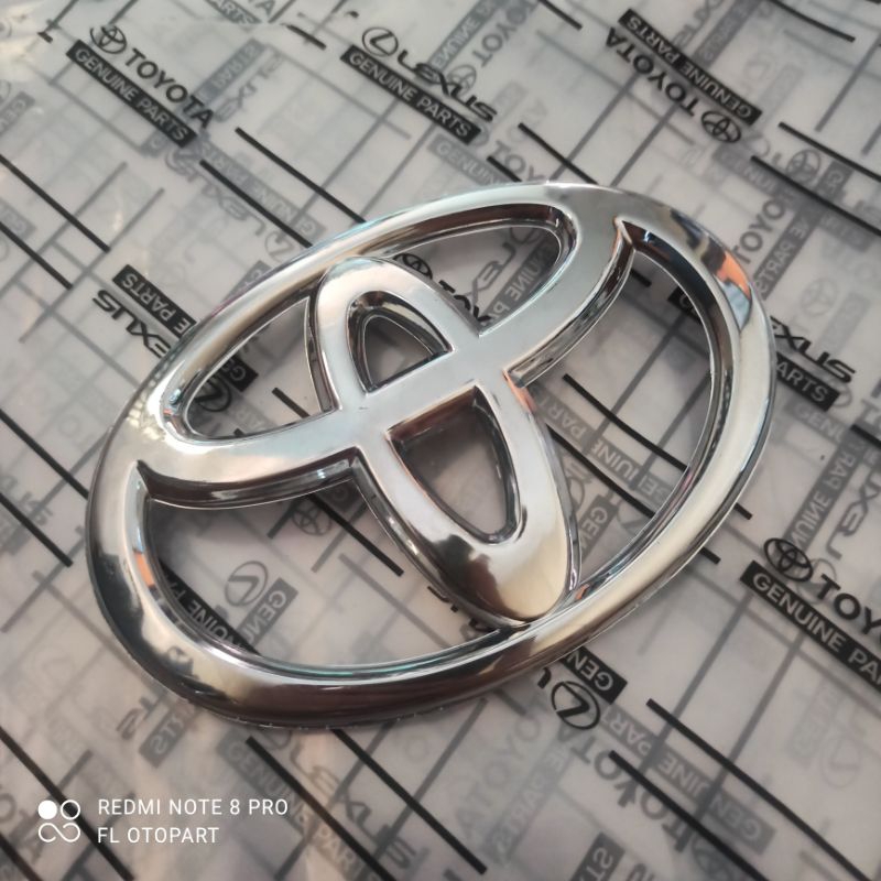 Toyota 15cm avanza and veloz grill logo emblem 2022 and above original ...