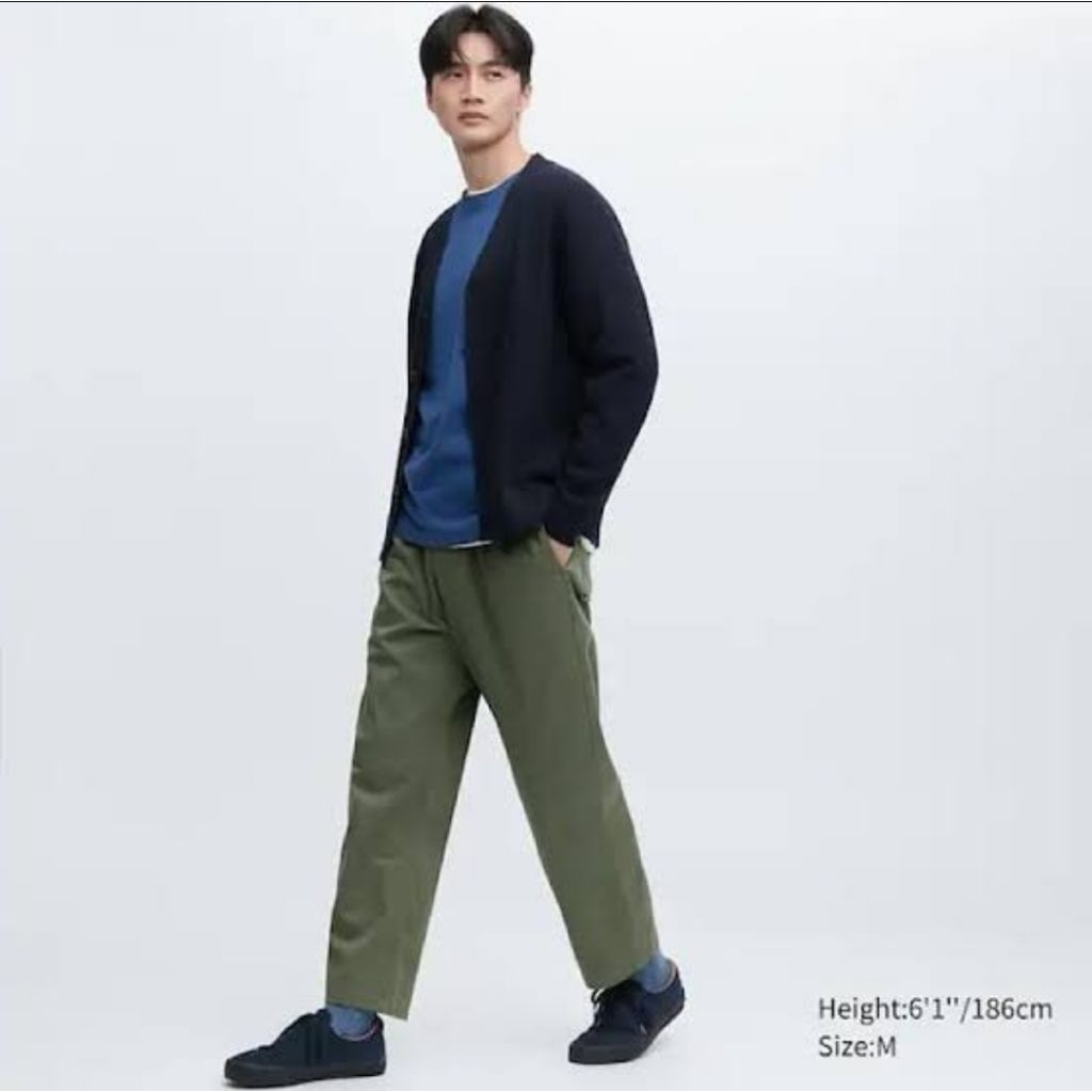 Uniqlo Olive Green Chino | Shopee Malaysia