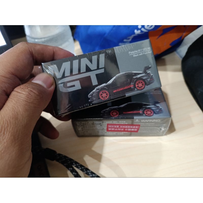 Mini GT 681 Porsche 911 GT3 RS Black with Pyro Red | Shopee Malaysia