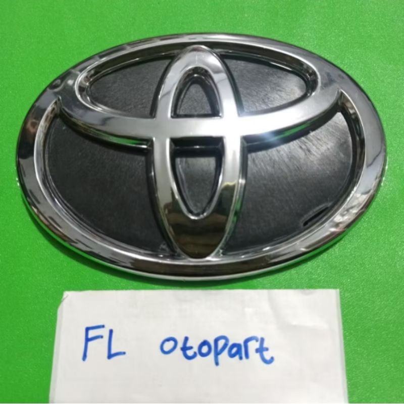 Toyota calya grand avanza new rush altis front grill logo emblem ...