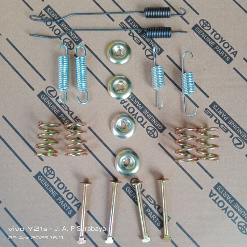 Toyota Hiace Commuter Rear Drum Brake Spring Kit | Shopee Malaysia