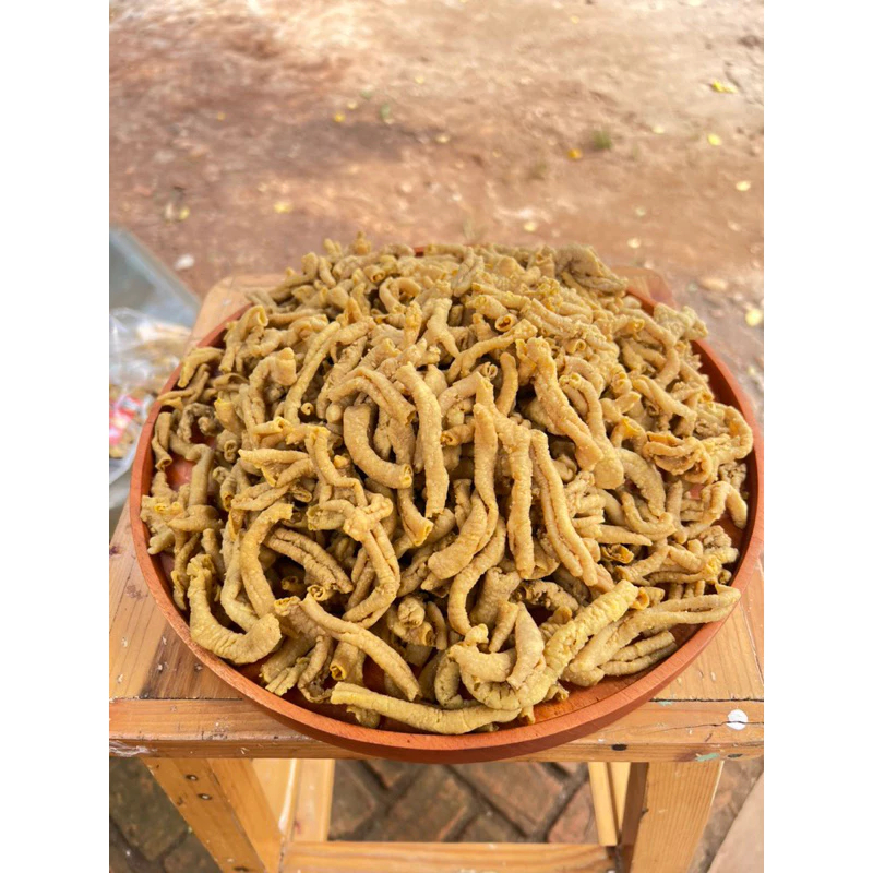 Super tasty crispy chicken intestine chips snack crispy intestine ...