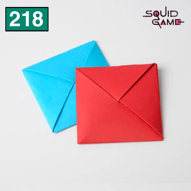 MERAH Ddakji Squid Game, contains 2 Red and Blue | Shopee Malaysia