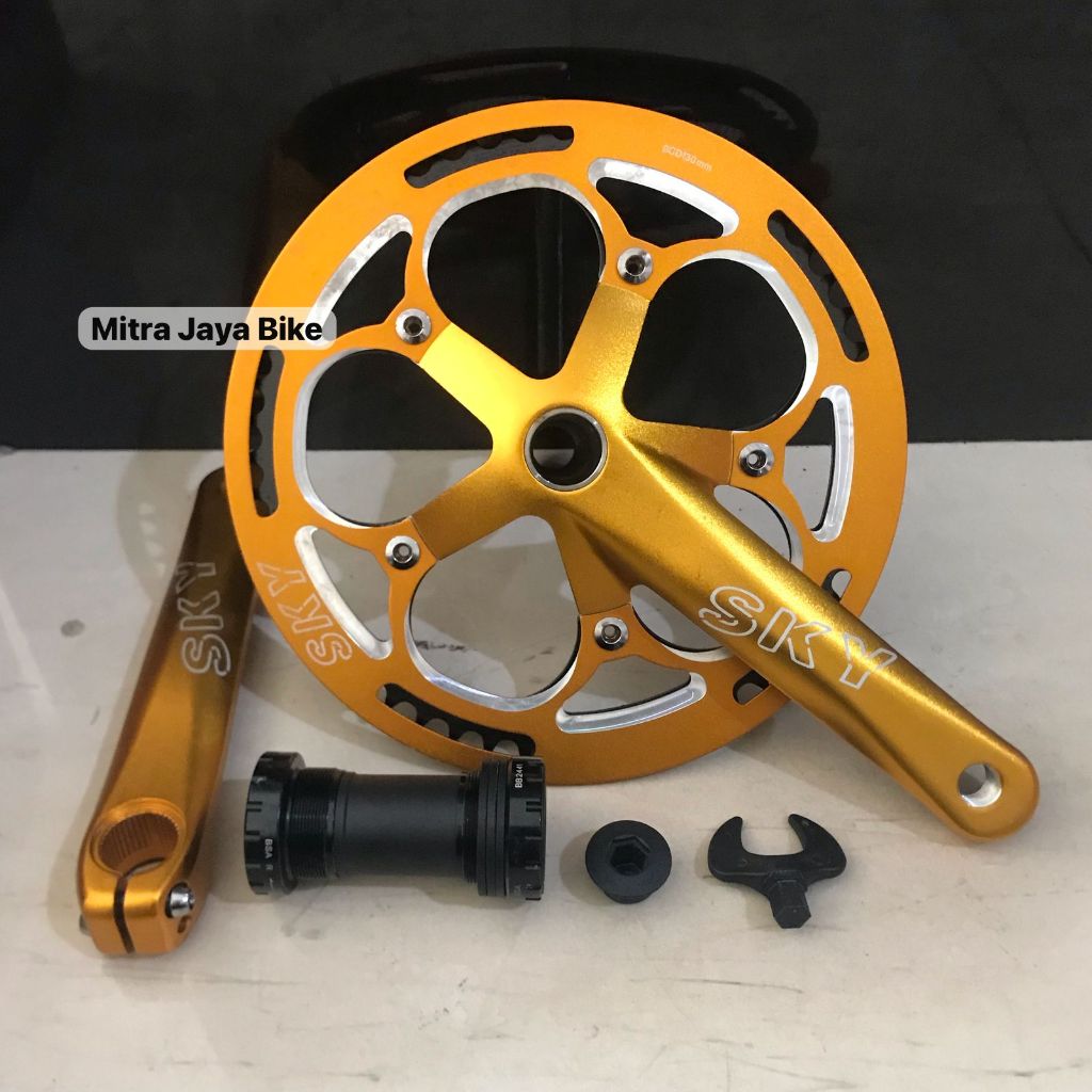 Crank Set SKY Single 53T Hollowtech II BCD 130 Includes Bottom Bracket ...