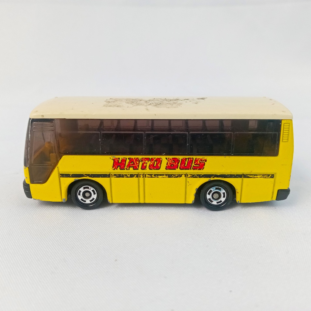 Diecast Loose Tomica Isuzu Super Hi-Decker – Hato Bus Classic Yellow ...