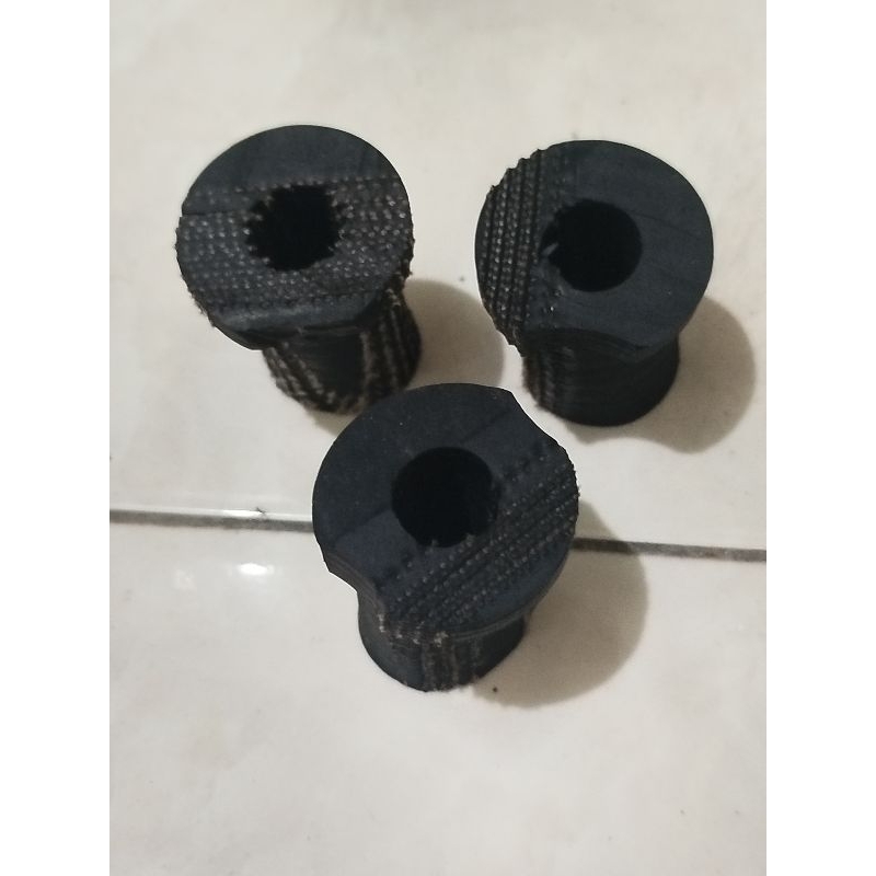 Boss rubber per L300 sorting condition from tire rubber (per 1 pcs ...