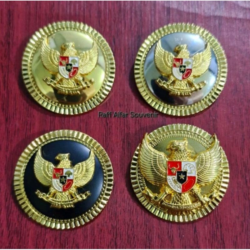 Garuda Stacked Serrated Round Pins Cast Brass Gold Thick diameter 3.5 ...