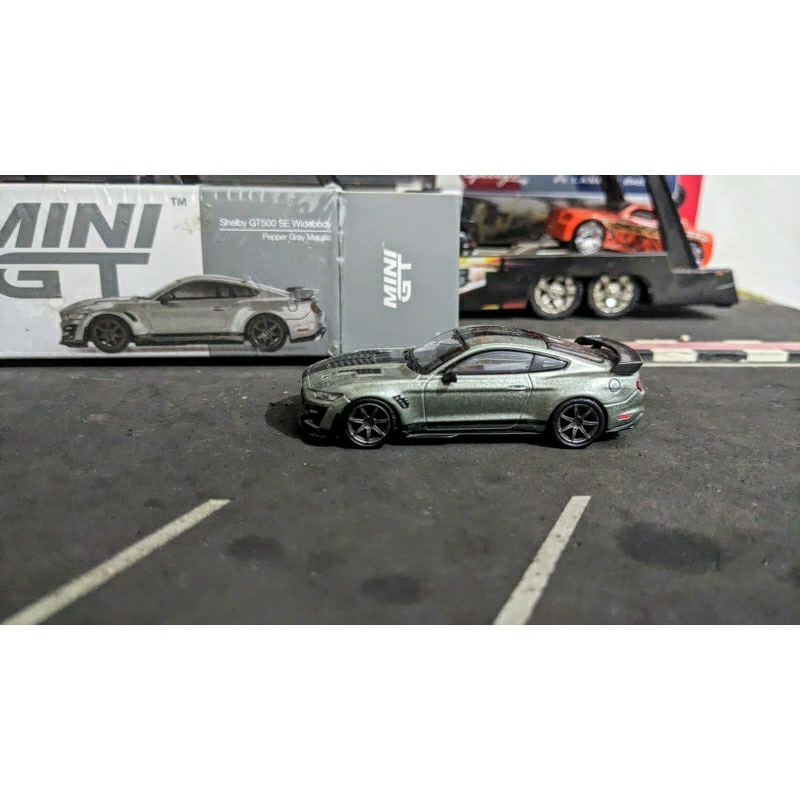 Diecast Mini GT Shelby GT500 se Widebody Pepper Gray Metallic no. 615 ...