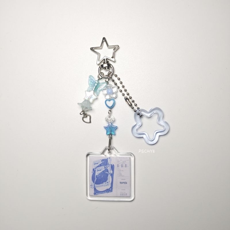 GANTUNGAN Wave To Earth Keychain | Wave To Earth Bag Keychain | Shopee ...