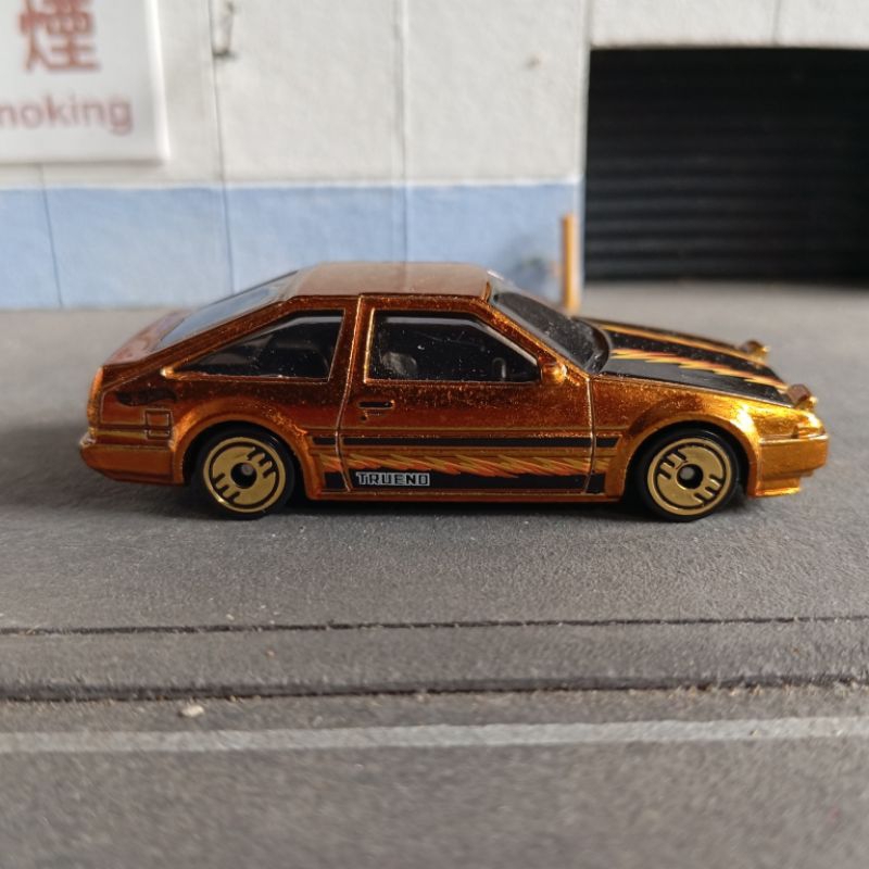 Hot wheels hotwheels loose Toyota AE86 sprinter trueno ultra hots gold ...